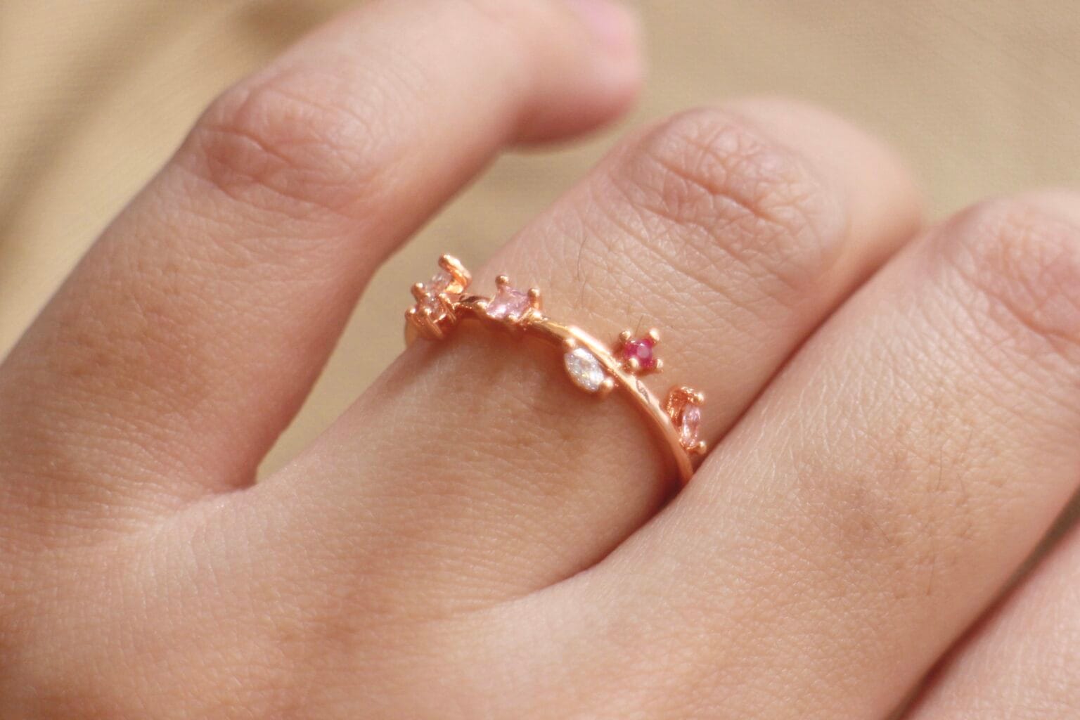 How To Choose The Perfect Jewelry For Your Skin Undertone: A Complete ...